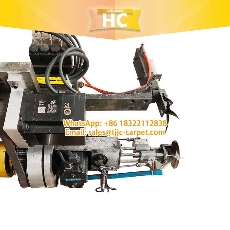 Rug Maker use Loop Pile Tufting Automatic Machine